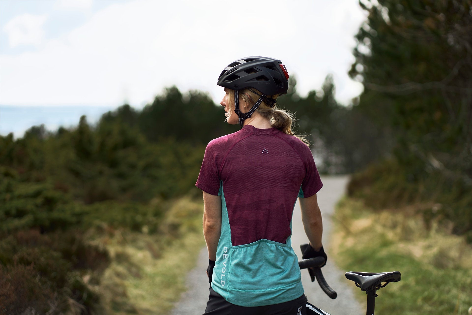 Merino Cycling Clothing | Premium Jerseys & Shorts | Devold® NZ Cycling ...